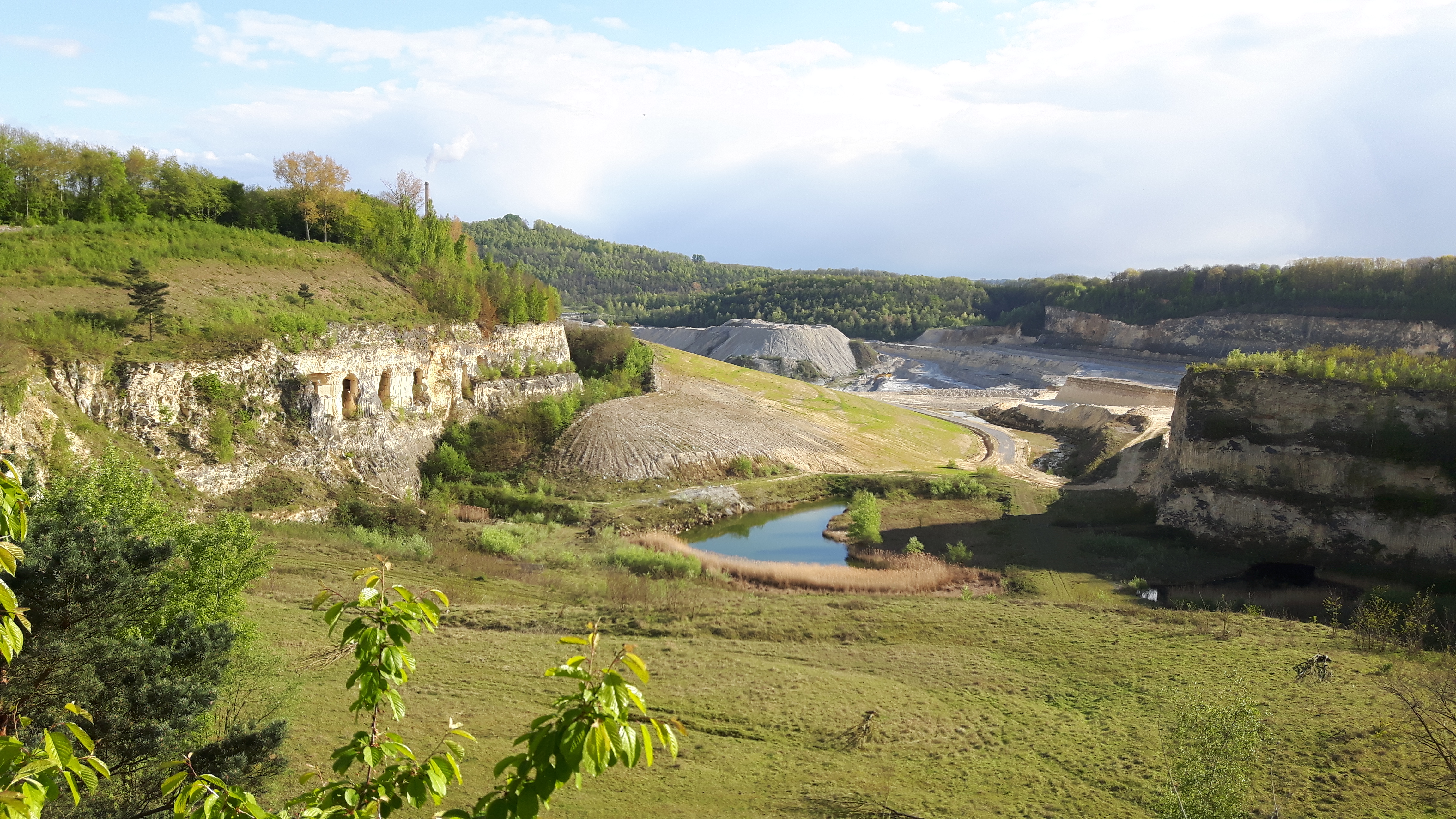 De geheimen van de grotten in Limburg